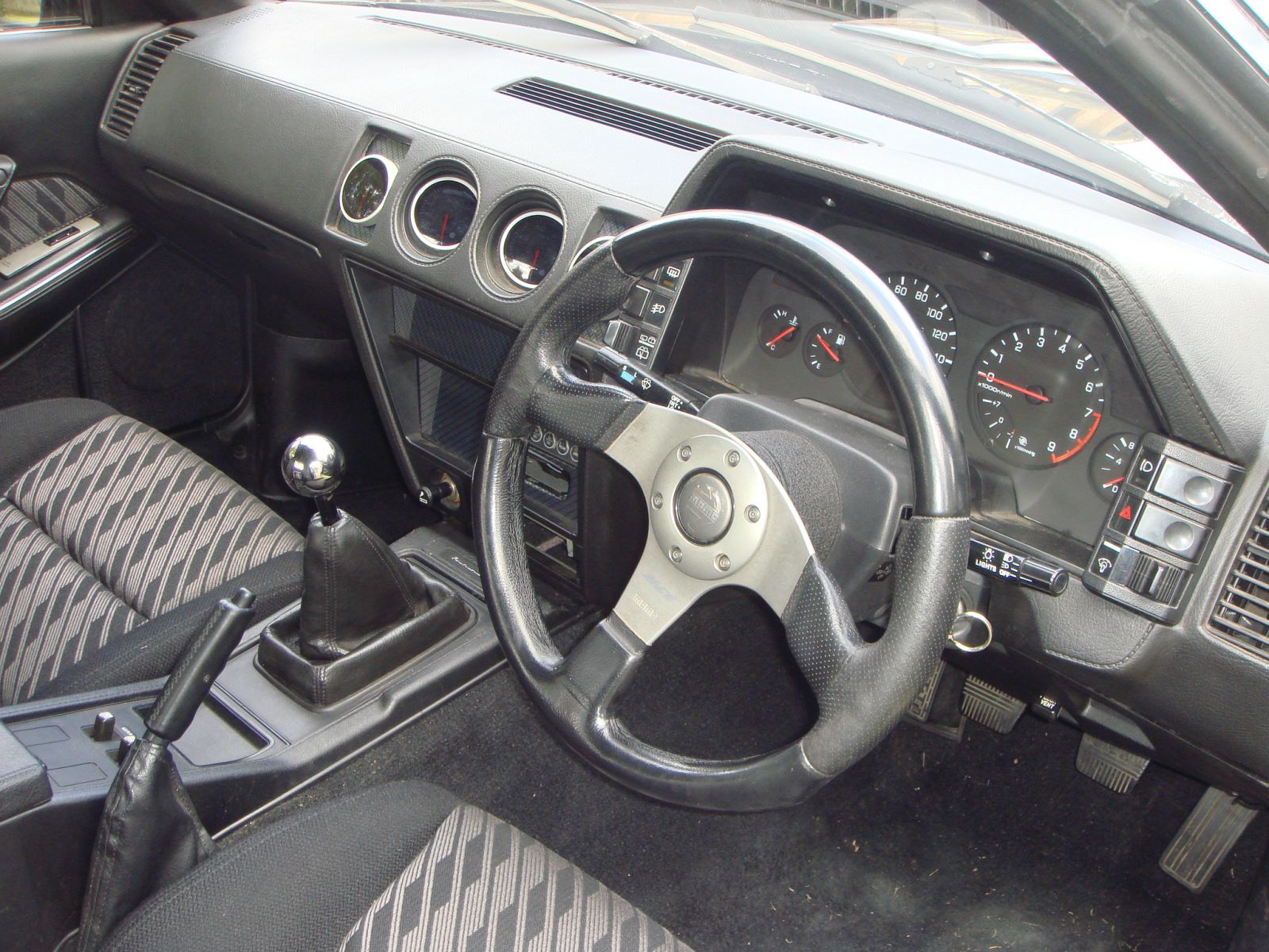 R32 instrument cluster and Defi gauges - Member Gallery - Auszcar