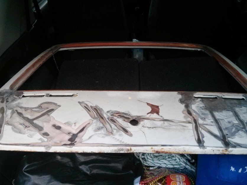 Rear Hatch Rust Repair - A detailed guide. - Body work - Auszcar