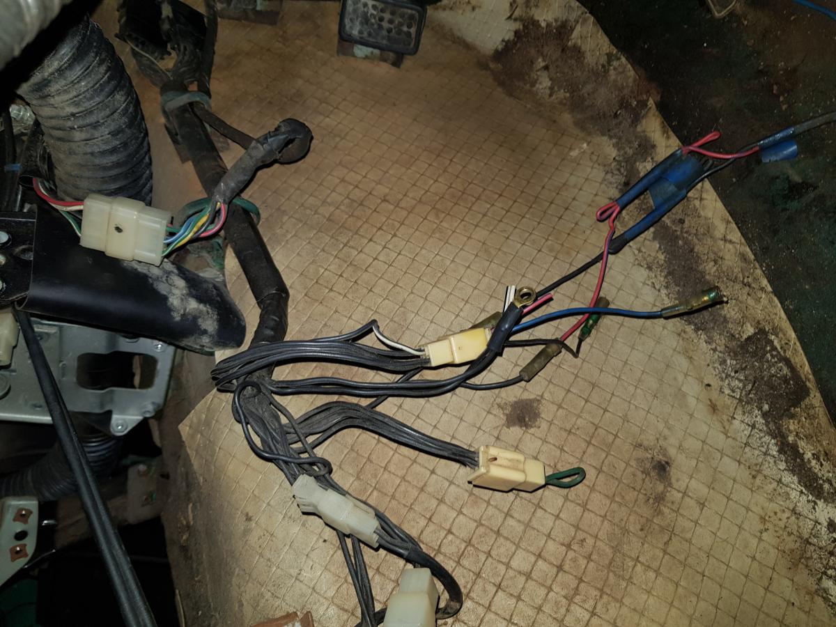 Deciphering Dodgy Wiring - Electrical systems - Auszcar