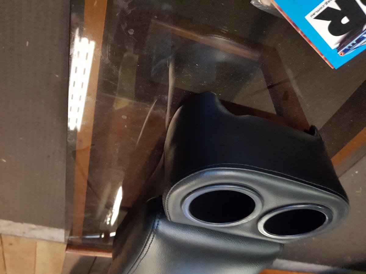 240Z Centre Console Arm Rest With Cup Holders - Parts and Tools for ...
