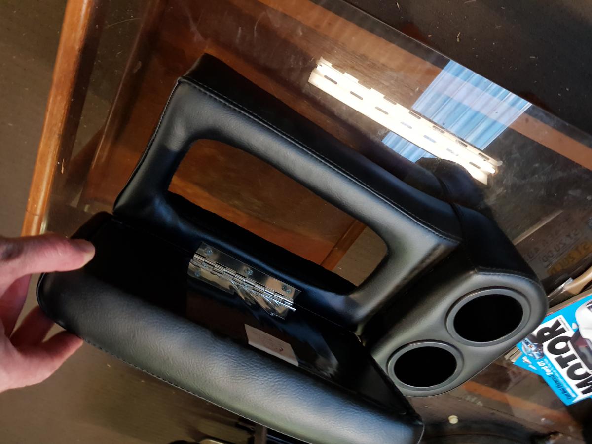 240Z Centre Console Arm Rest With Cup Holders - Parts and Tools for ...