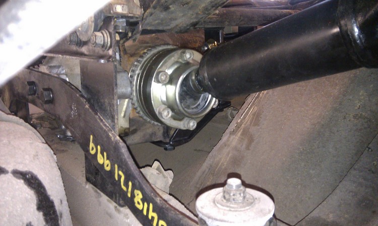 New LSD from vy commodore in a 260Z - Brakes / Drivetrain Components ...