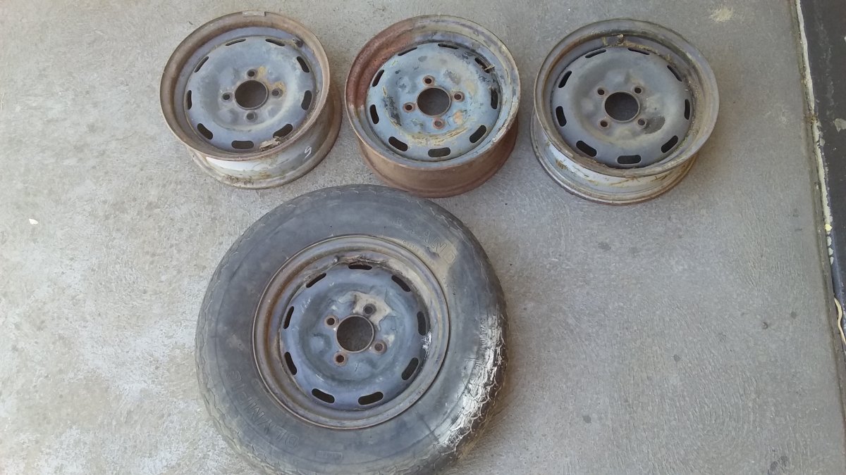 Non matching set of Topy Wheels - Parts and Tools for Sale - Auszcar