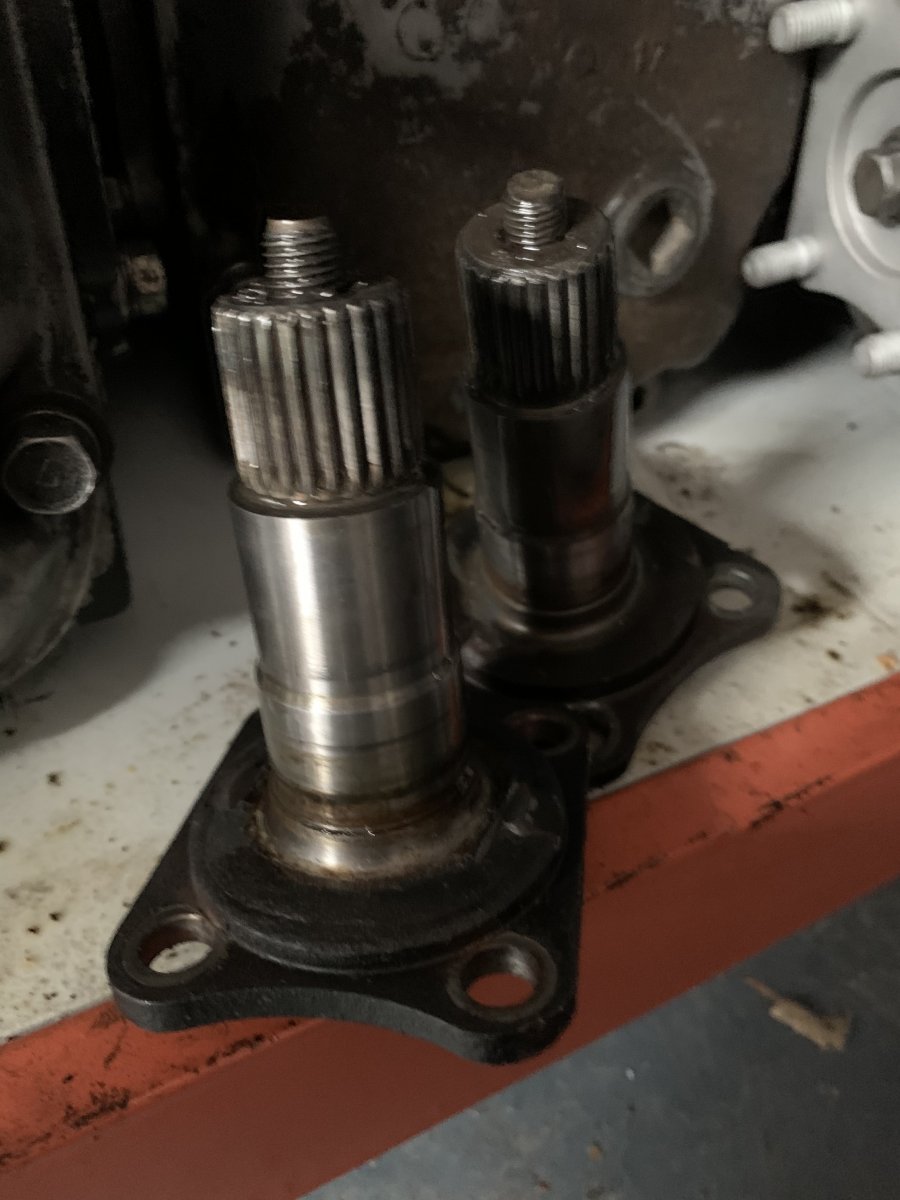 R180 stub axles - General Discussions - Auszcar